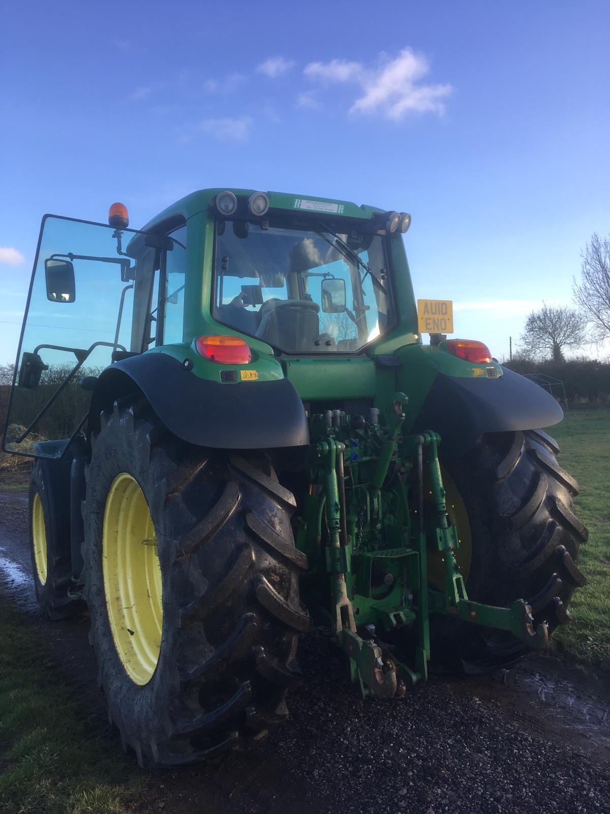 John Deere 6930 Premium | GCB Agricultural Machinery