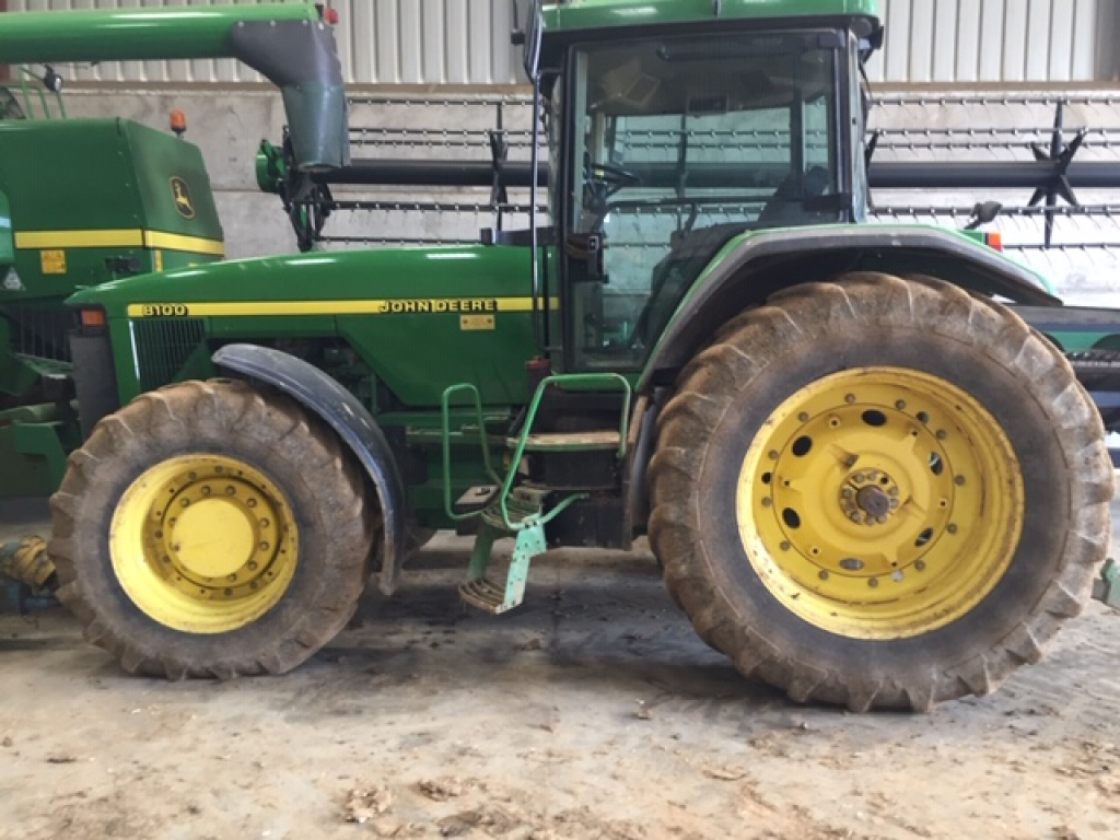 John Deere 8100 | GCB Agricultural Machinery